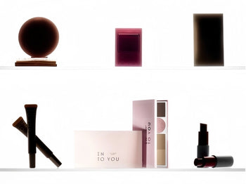 Chic Decent, Makeup Changes.